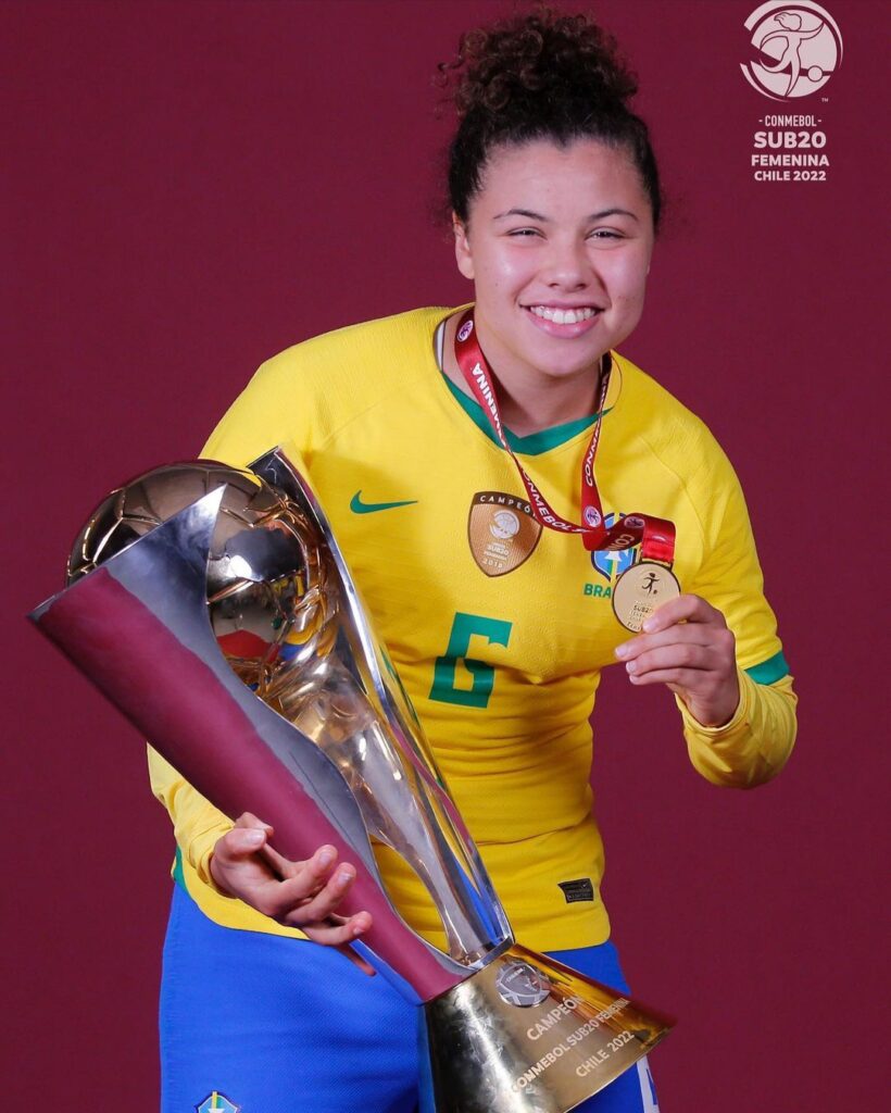 Ana Clara: atleta conta sua experiência e fala sobre saída da equipe